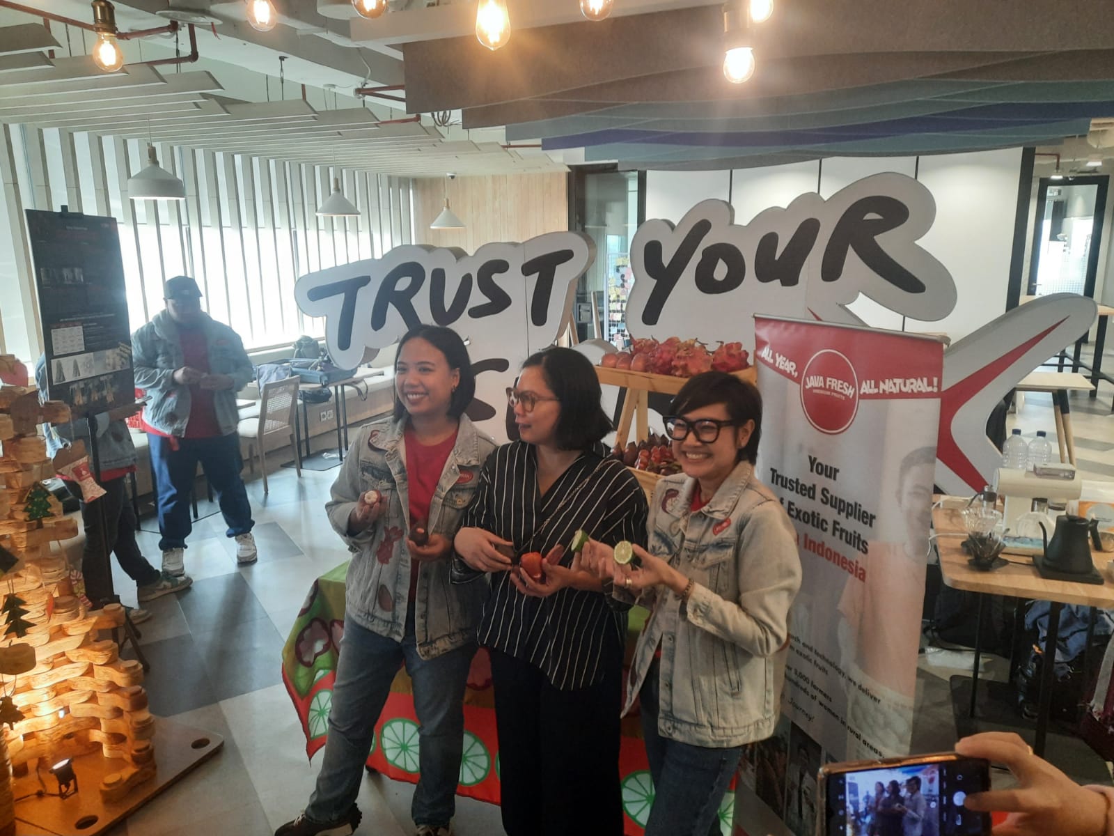 Kisah Inspiratif Java Fresh, Menembus Pasar Buah Eropa Sambil Memberdayakan Petani Lokal