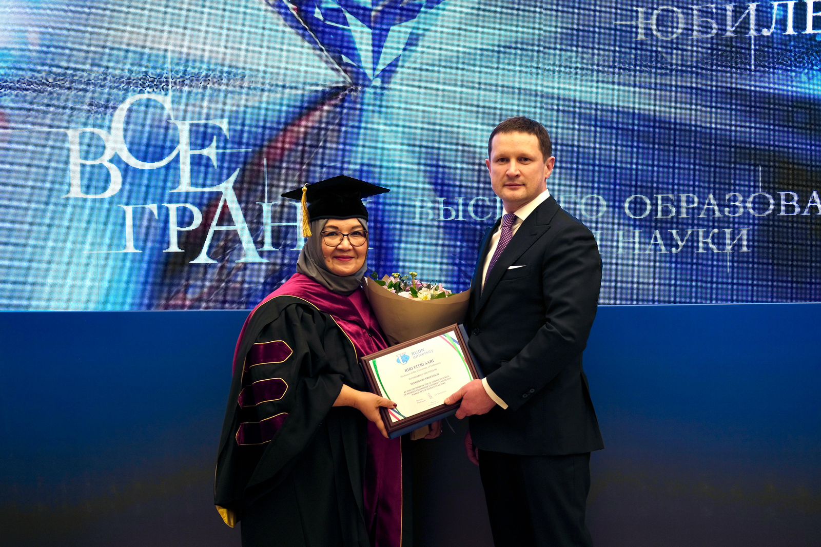 Prof. Riri Fitri Sari, Inisiator UI GreenMetric Tiga Kali Dianugerahi Honorary Professor