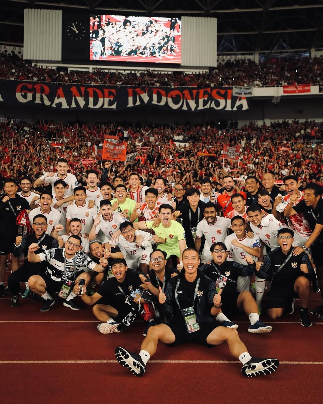 Fanatisme Sepak Bola di Indonesia, Mengapa Fans Timnas Tetap Setia ...