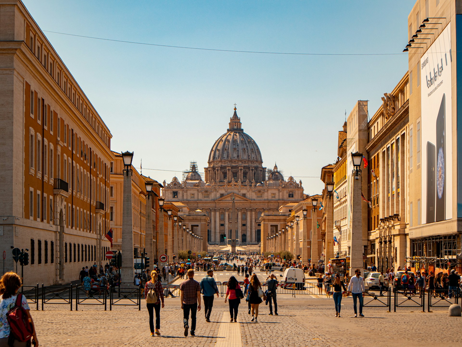 6 Unique Facts About Vatican City, the World's Smallest Country - Seasia.co